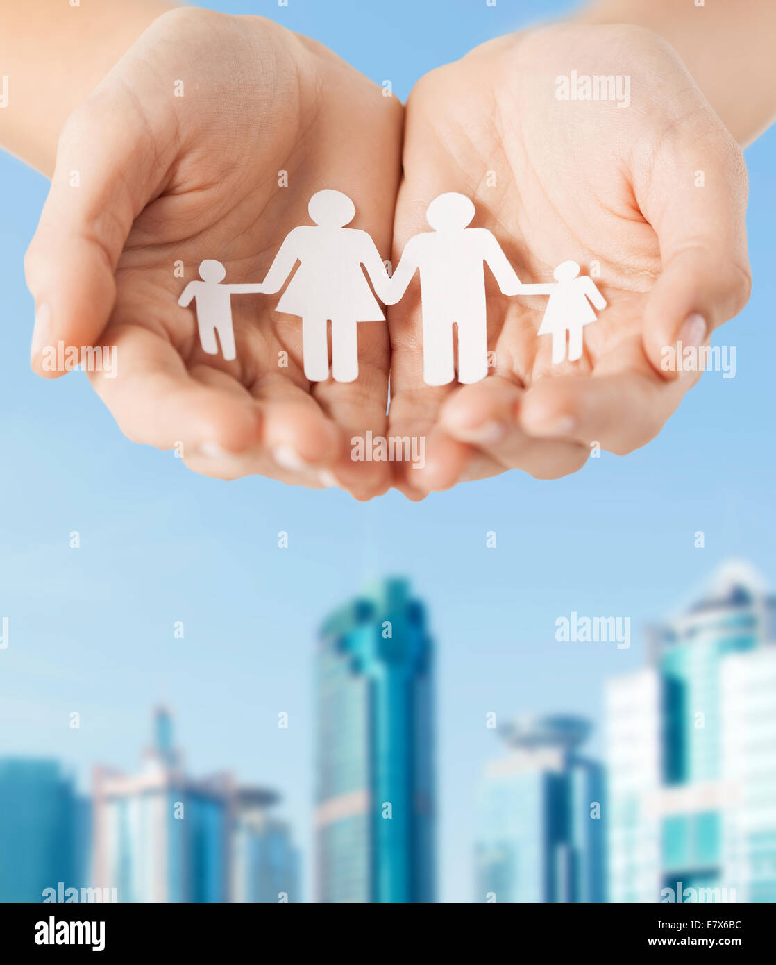 Female hands paper figures hi-res stock photography and images - Alamy