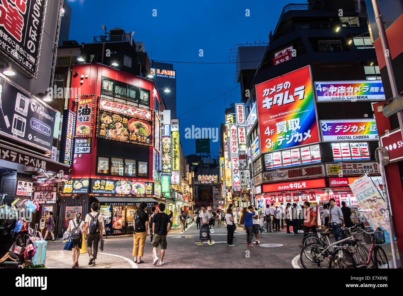 Shinjuku, tokyo, japan hi-res stock photography and images - Alamy