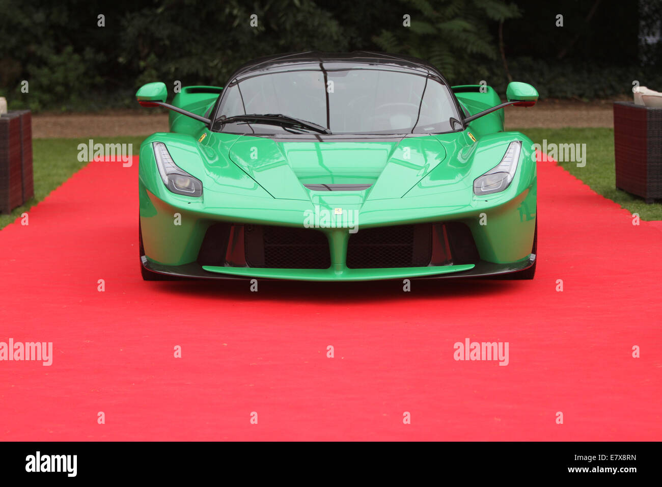 Ferrari Laferrari Verde 1/18 BBR FERRARI LAFERRARI VERDE CHIARO DELUXE