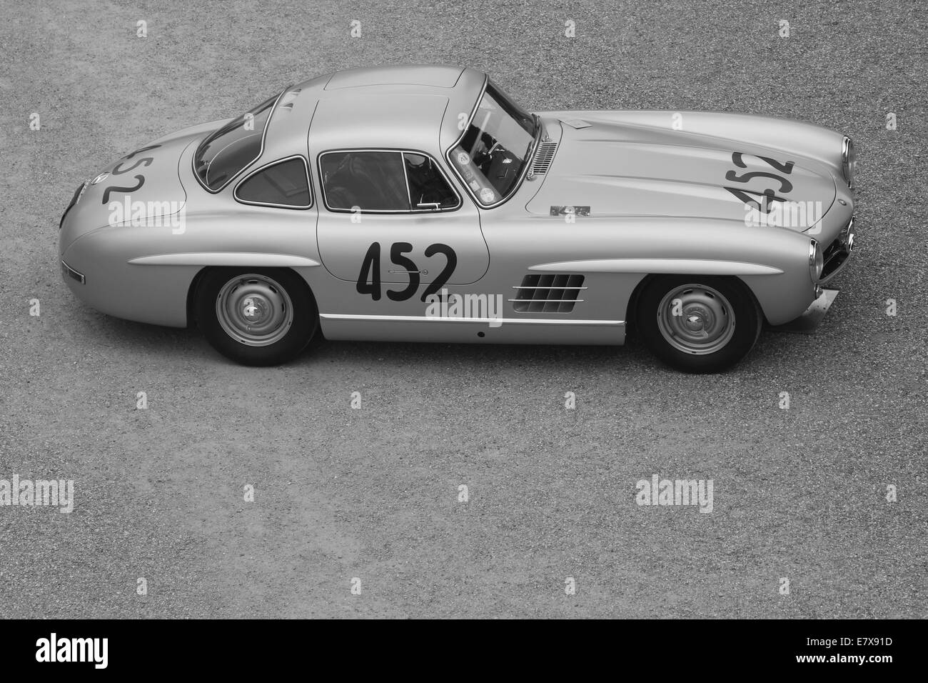 Mercedes Benz 300SL Gulwing Stock Photo - Alamy