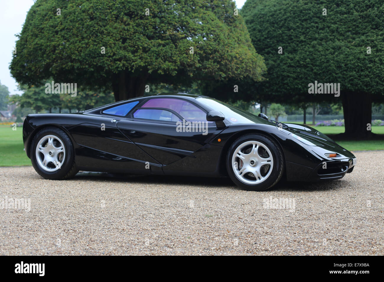 Mclaren f1 supercar hi-res stock photography and images - Alamy