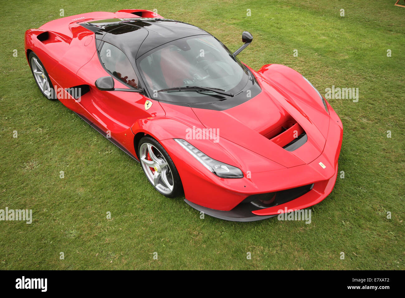 Ferrari laferrari hi-res stock photography and images - Alamy