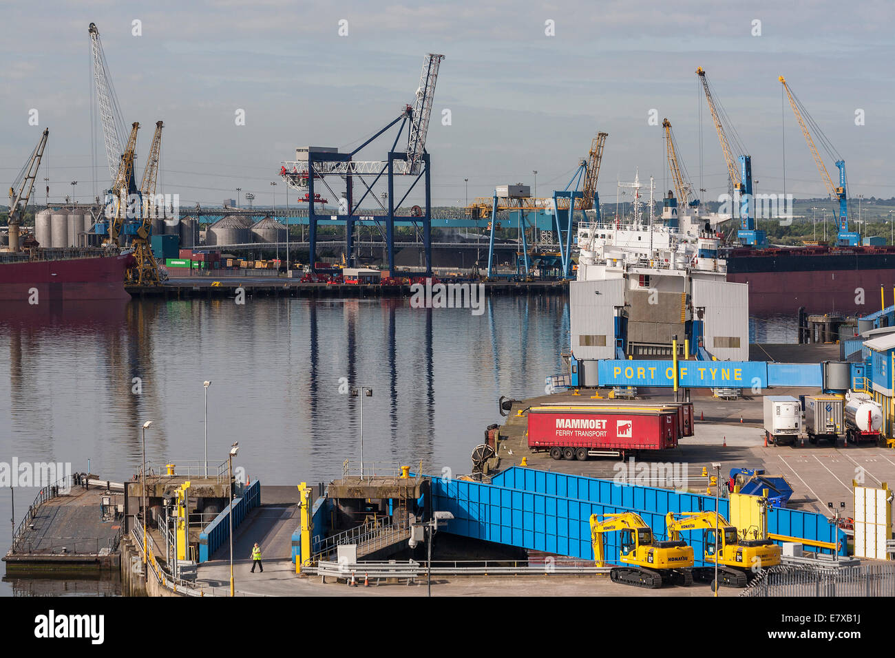 England newcastle tyne port hi-res stock photography and images - Alamy