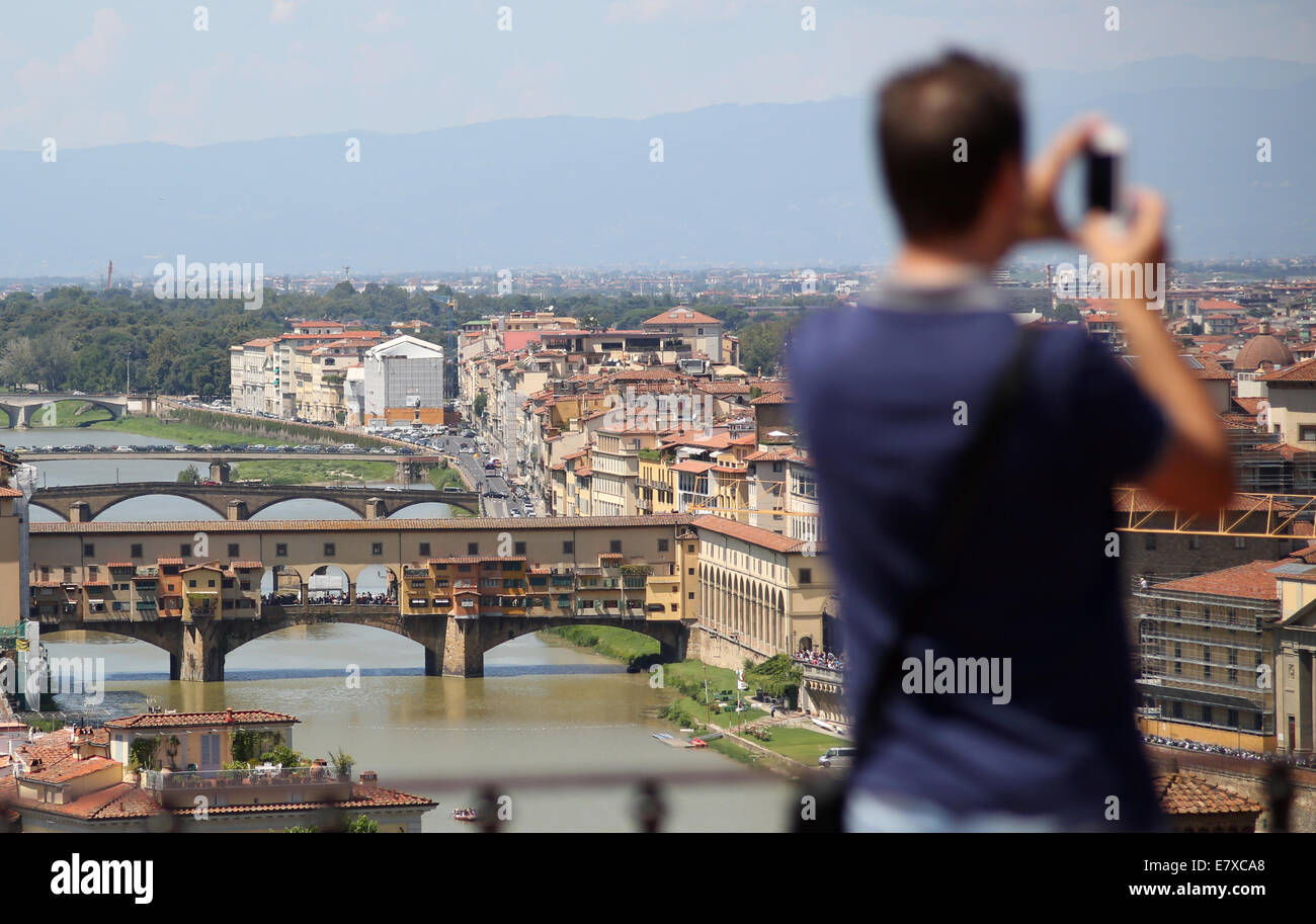 Florence Firenze is the capital city of the Italian region of Tuscany ...