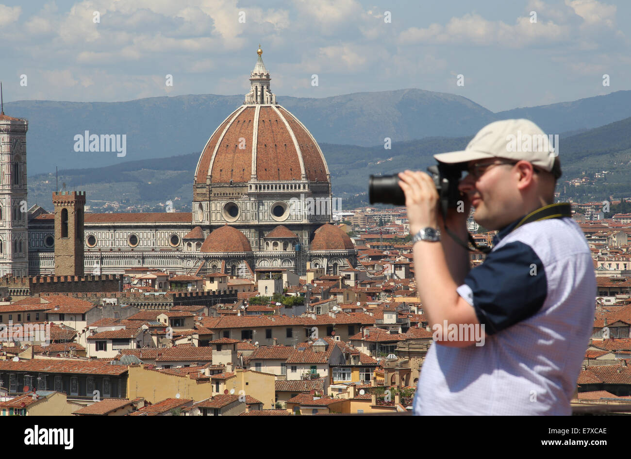 Florence Firenze is the capital city of the Italian region of Tuscany ...