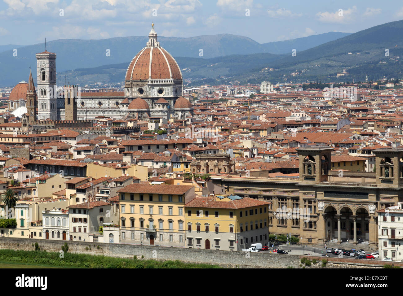 Florence Firenze is the capital city of the Italian region of Tuscany ...