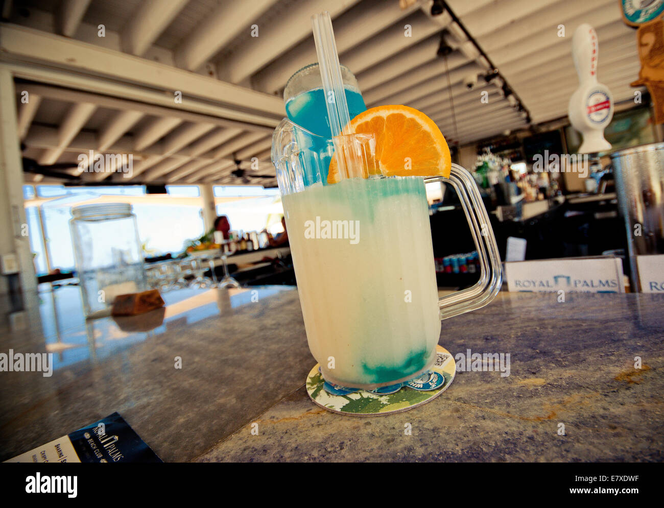 Orange bar hi-res stock photography and images - Alamy