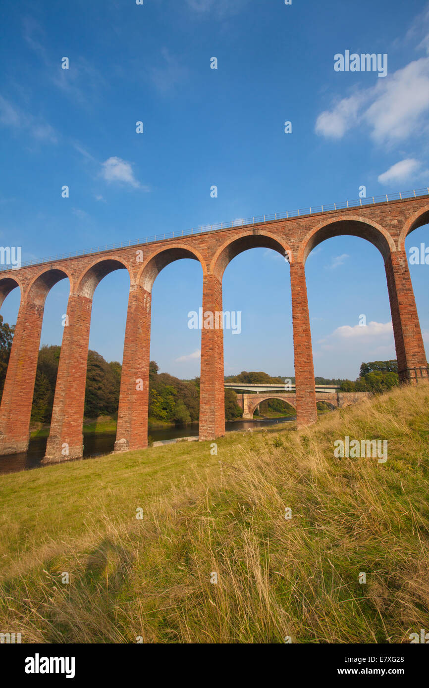 Leaderfoot Viaduct railway viaduct over the River Tweed near the town ...