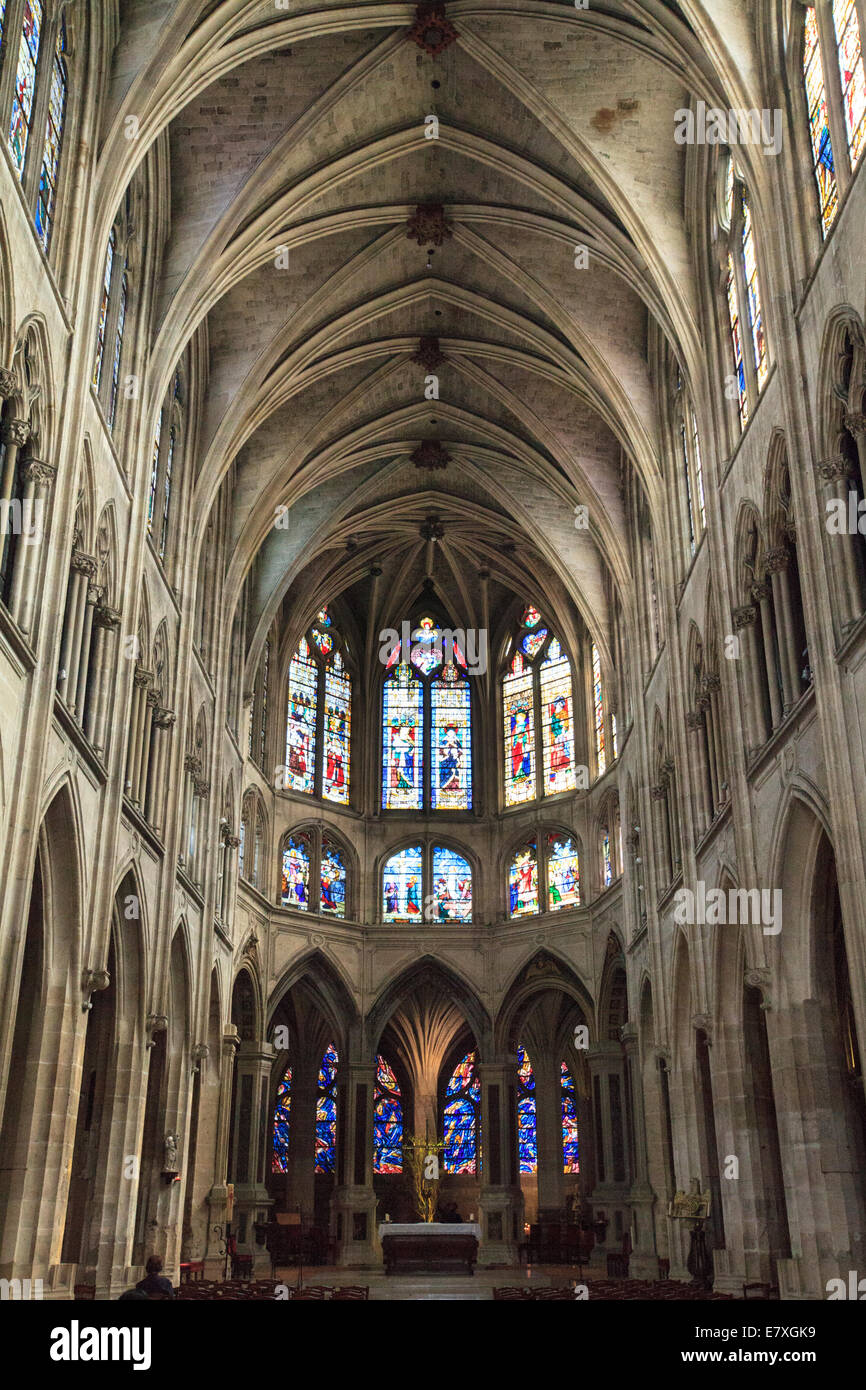 Saint severin church hi-res stock photography and images - Alamy