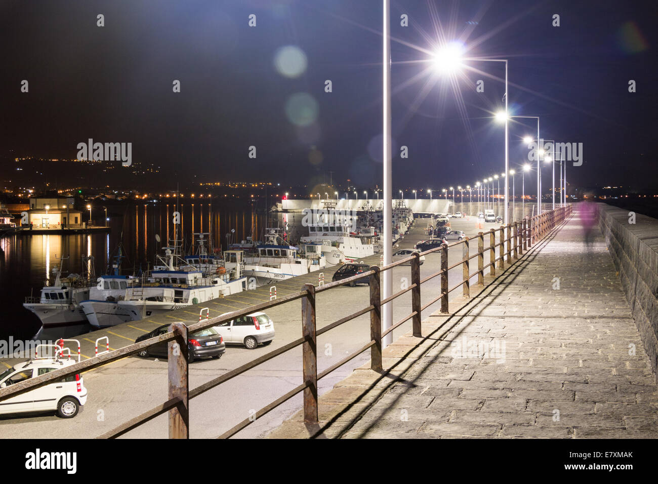 Pier night sky light lamp hi-res stock photography and images - Alamy