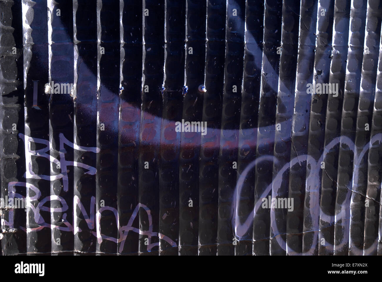 Vandal tags fence spray paint hi-res stock photography and images - Alamy