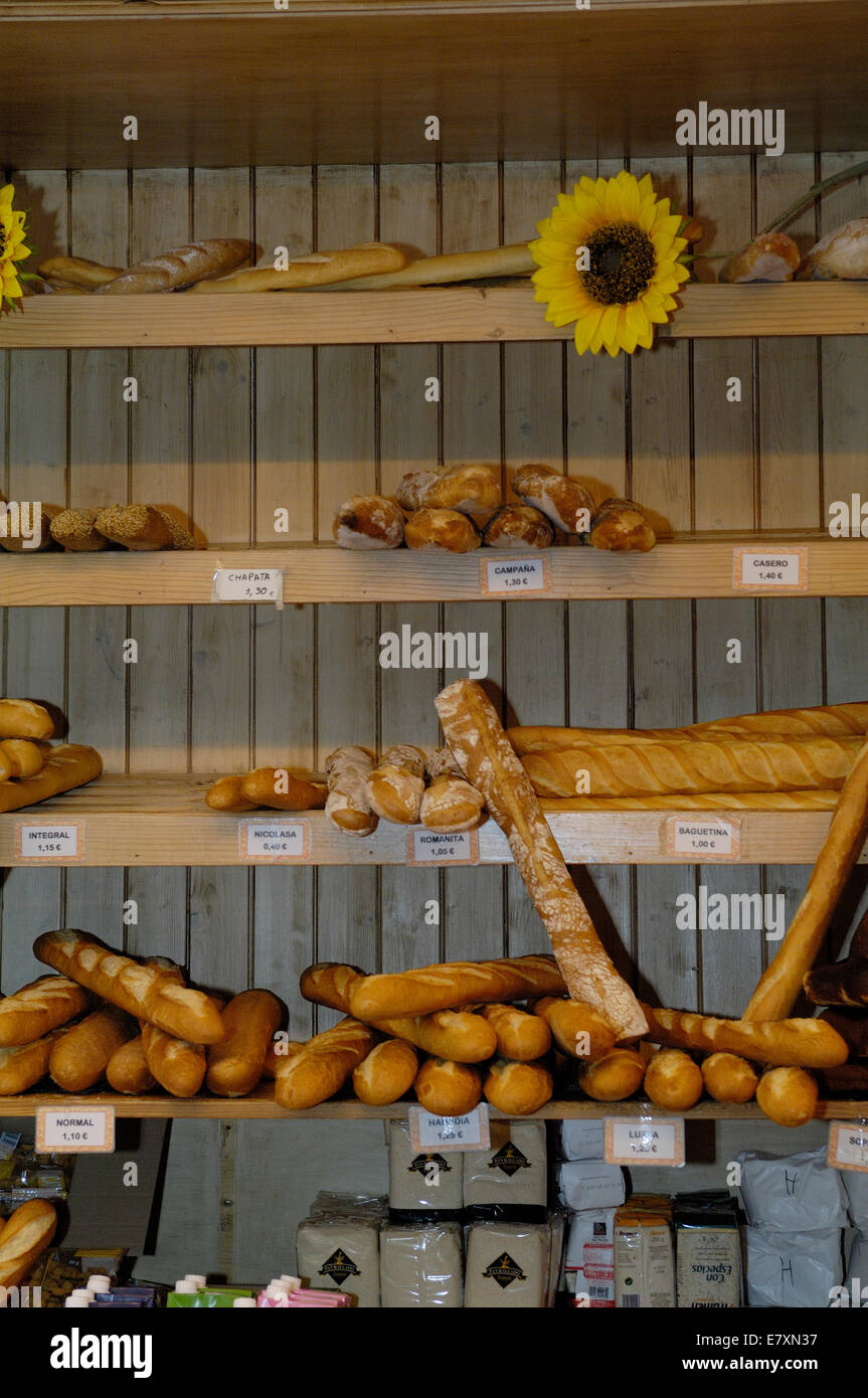 The bread shop hi-res stock photography and images - Alamy