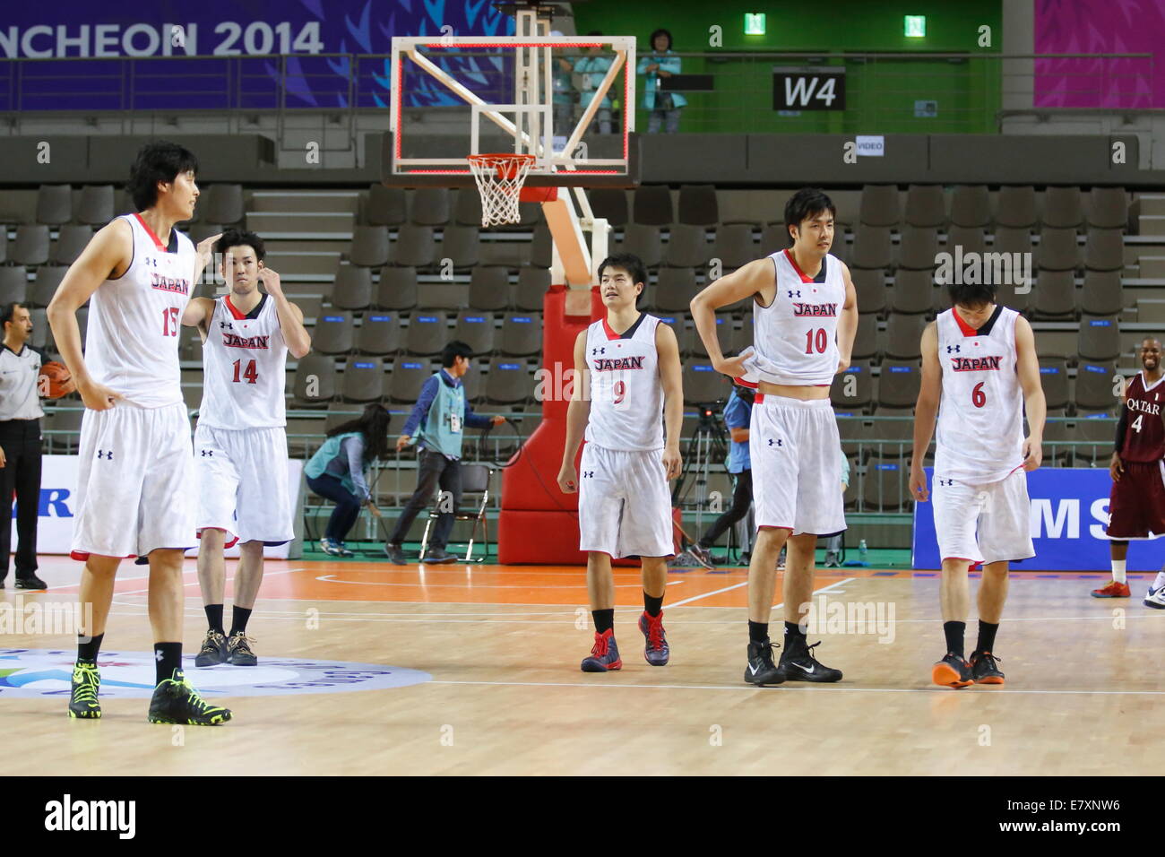 Korea basketball team hi-res stock photography and images - Alamy