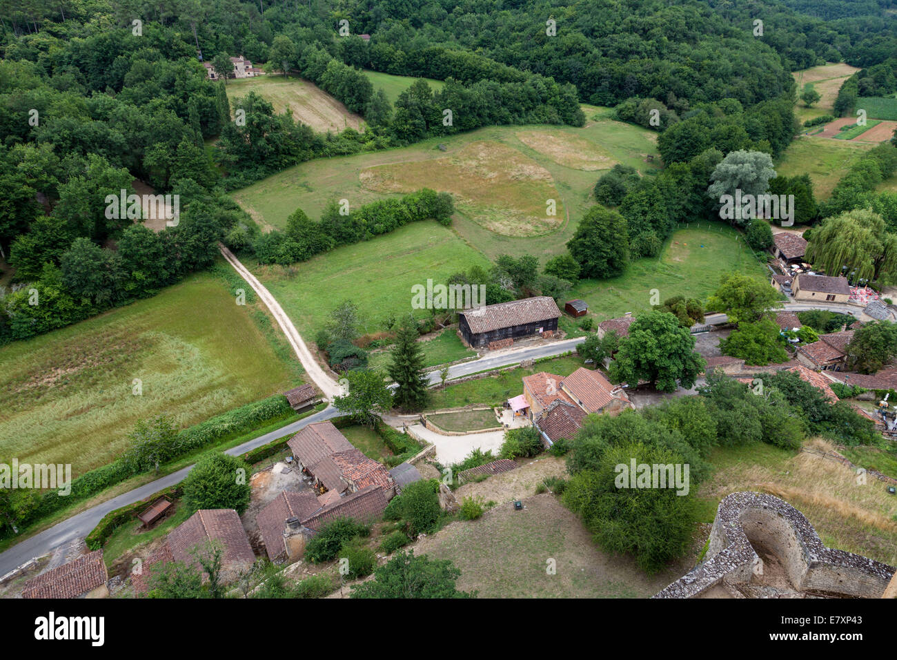 Fumel hi-res stock photography and images - Alamy