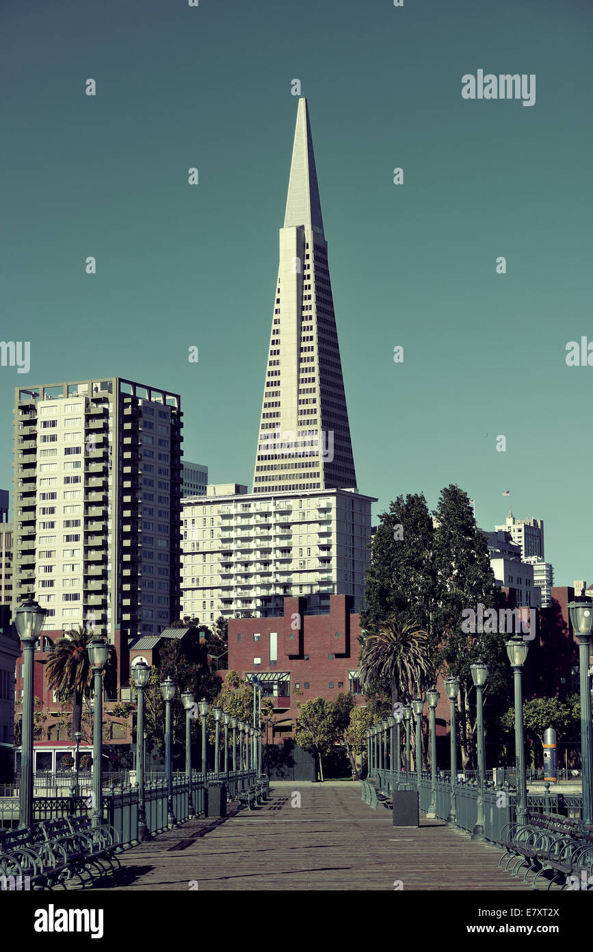 Sf pyramid hi-res stock photography and images - Alamy