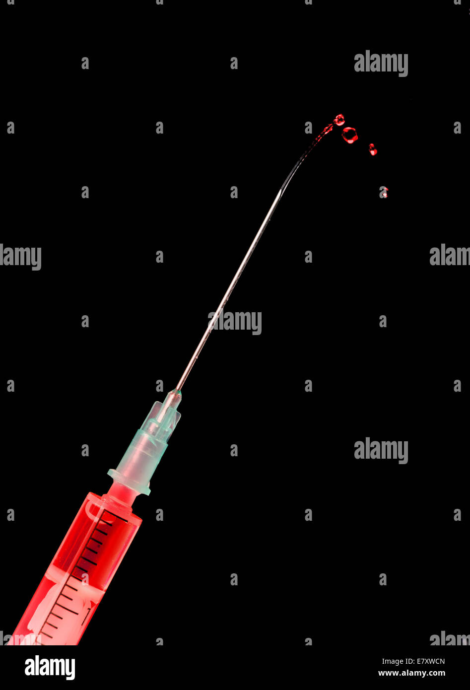 Syringe of vaccine hi-res stock photography and images - Alamy