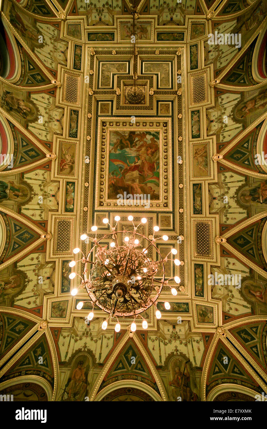 Ornate ceiling of the bookstore cafe, Budapest, Hungary Stock Photo - Alamy