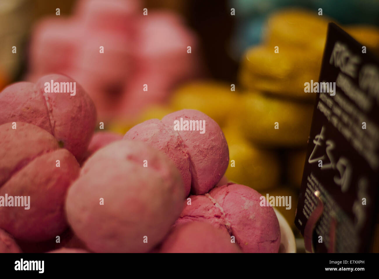 Bath bombs hi-res stock photography and images - Alamy
