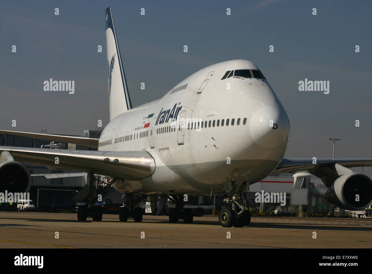 Boeing 747sp hi-res stock photography and images - Alamy