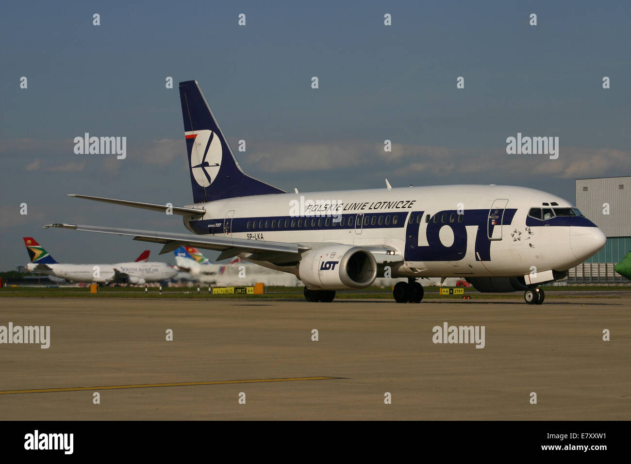 LOT POLISH AIRLINES BOEING 737 Stock Photo - Alamy
