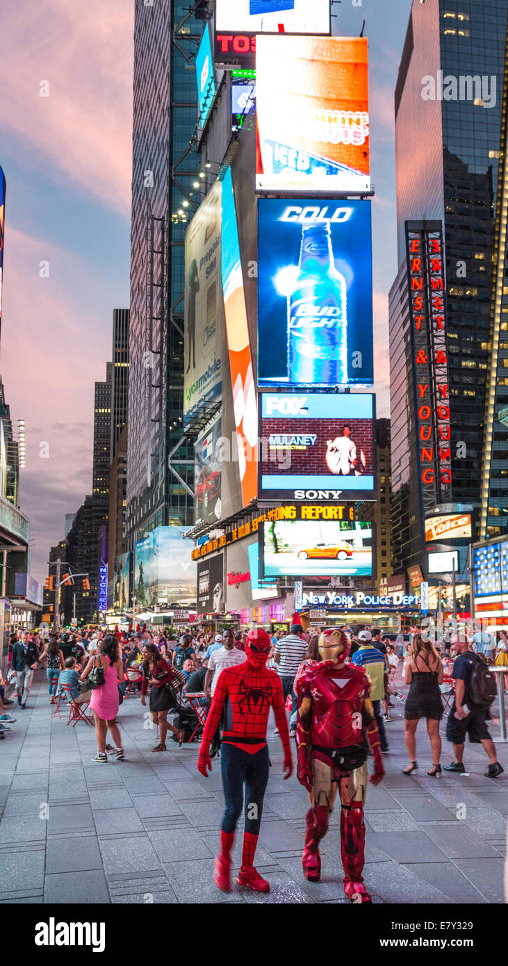 Times square tourism hi-res stock photography and images - Alamy
