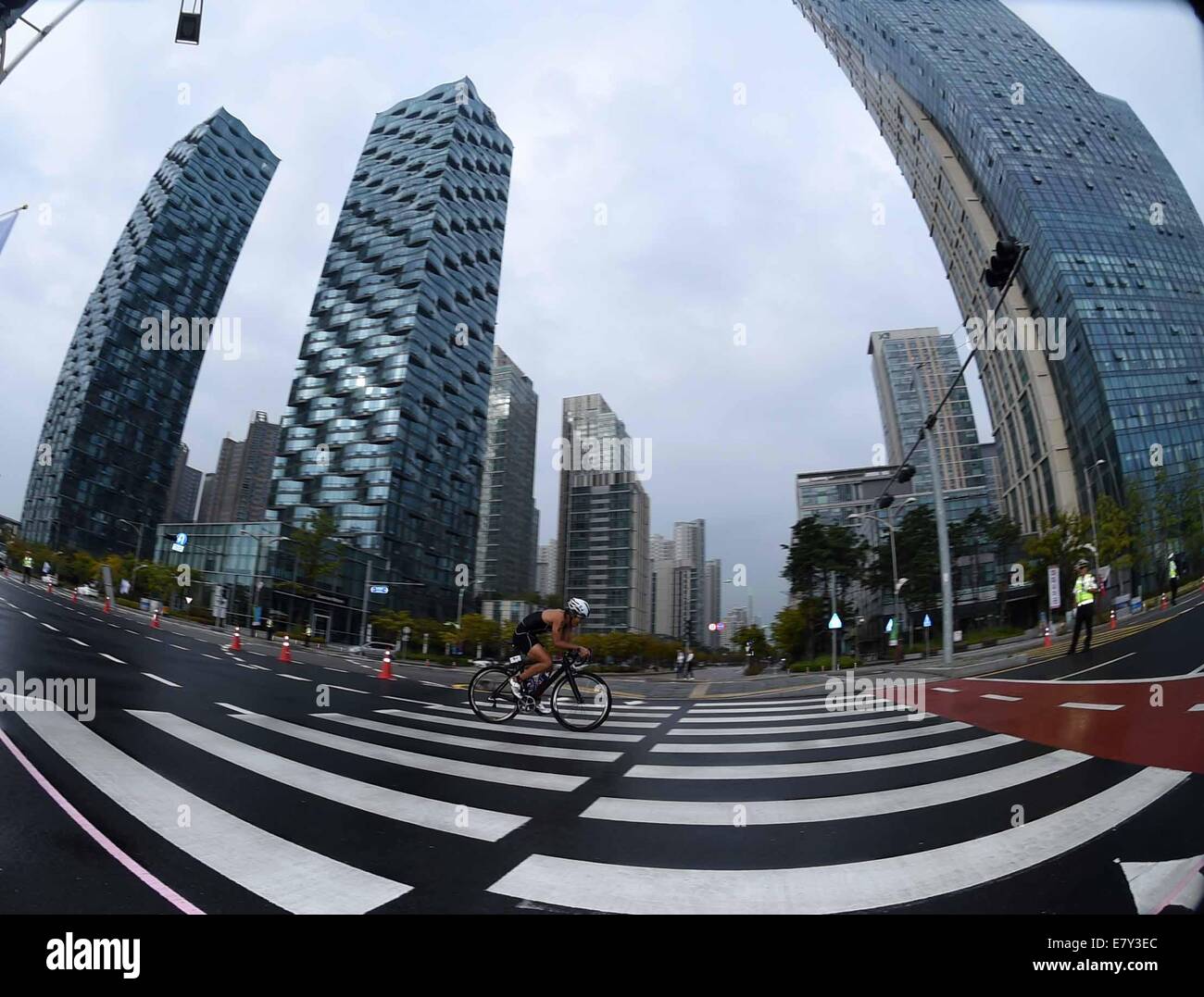 Incheon, South Korea. 26th Sep, 2014. Hododa Yuichi of Japan competes ...