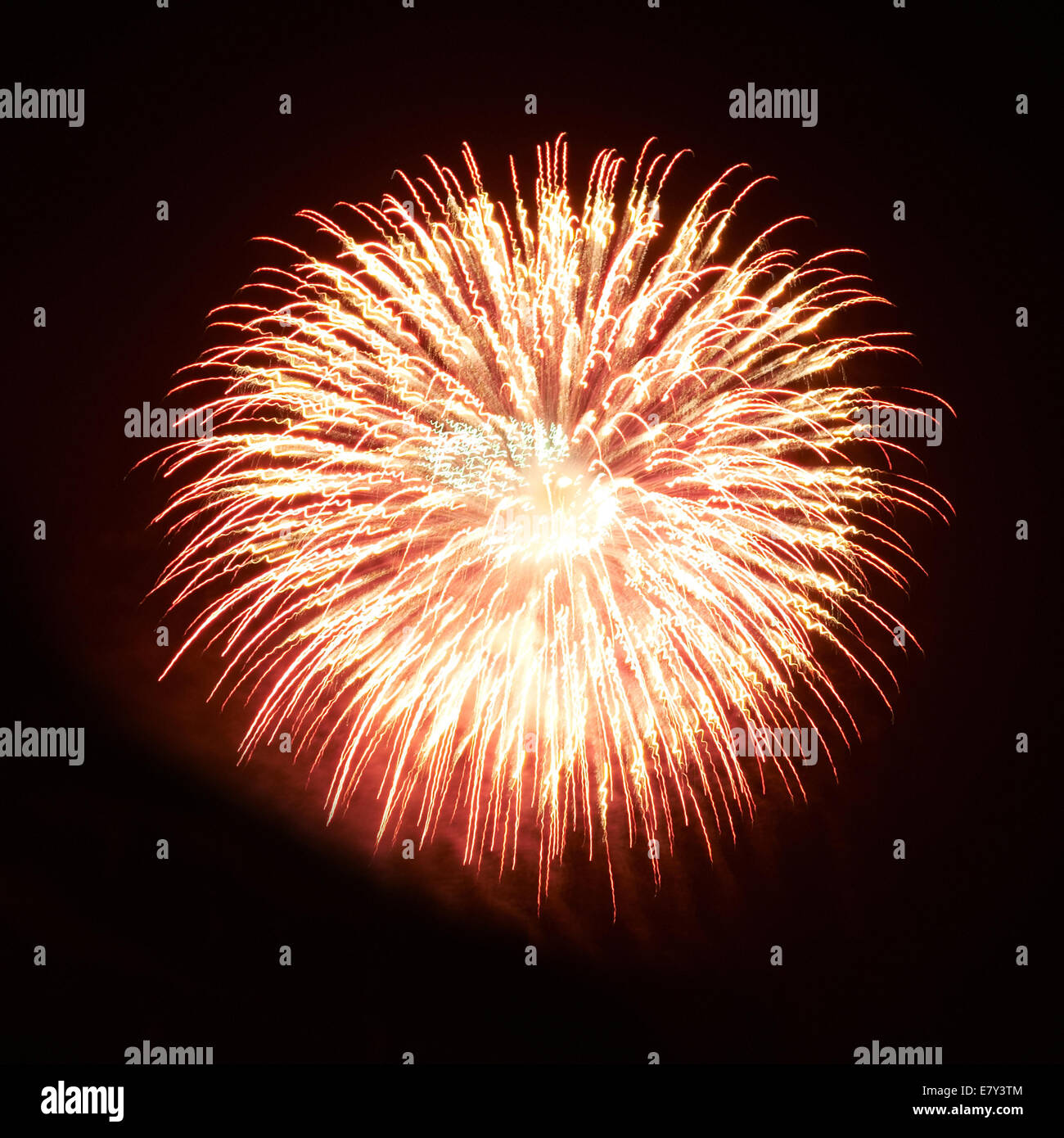 Red ball fireworks hi-res stock photography and images - Alamy