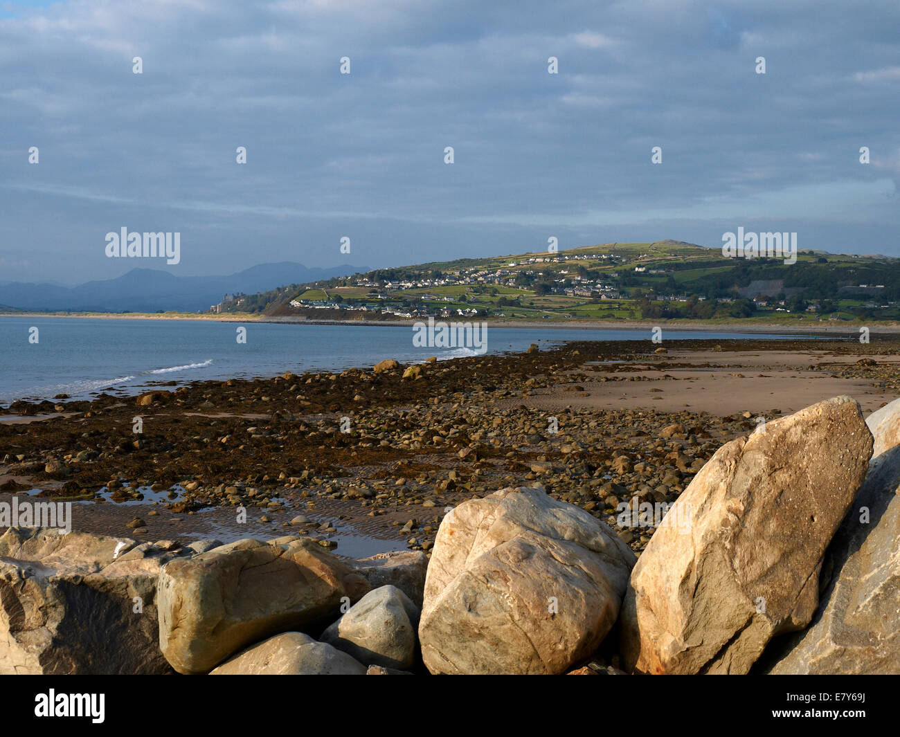 Tremadog hi-res stock photography and images - Alamy