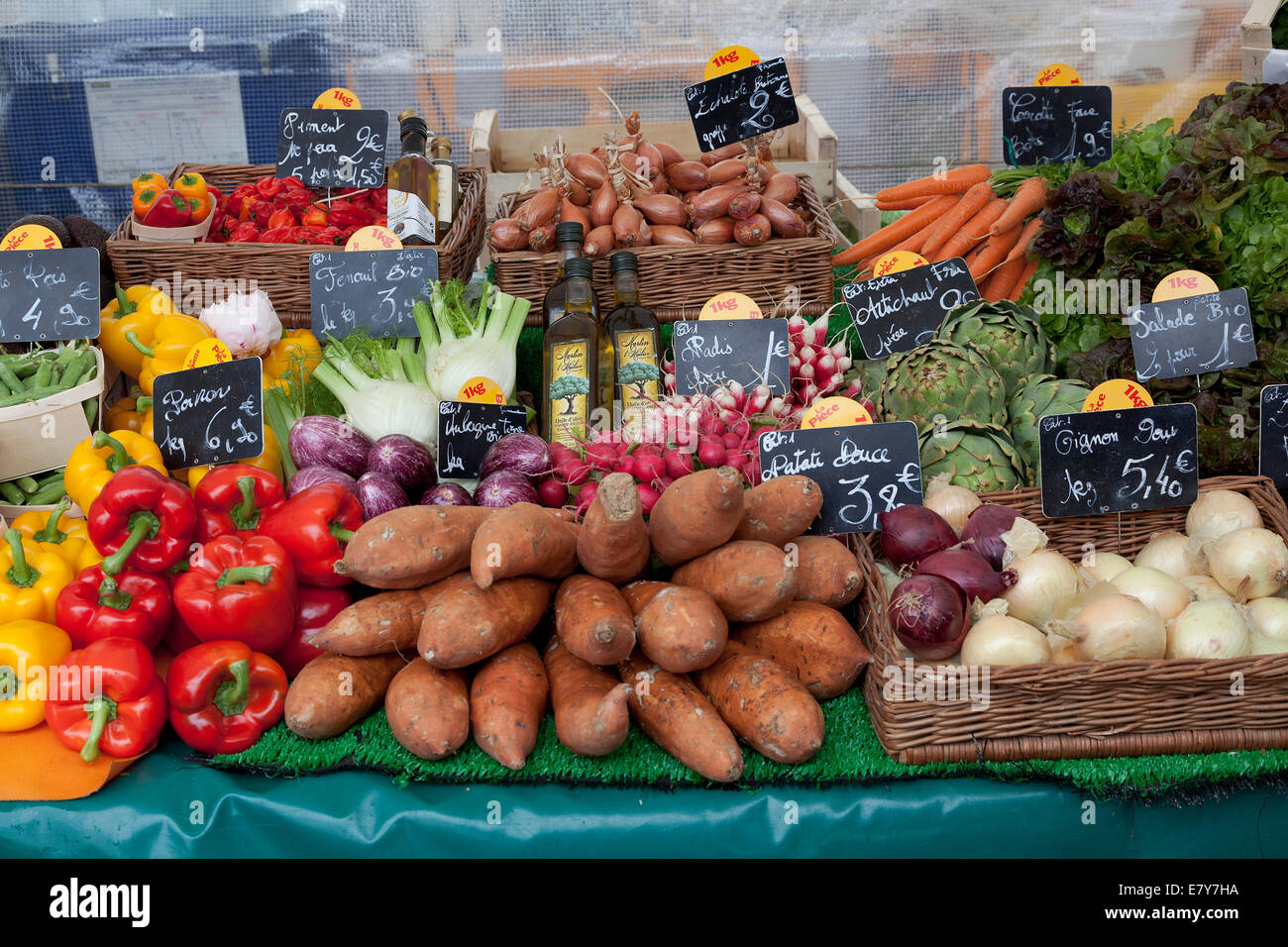 Vegetables france hi-res stock photography and images - Alamy