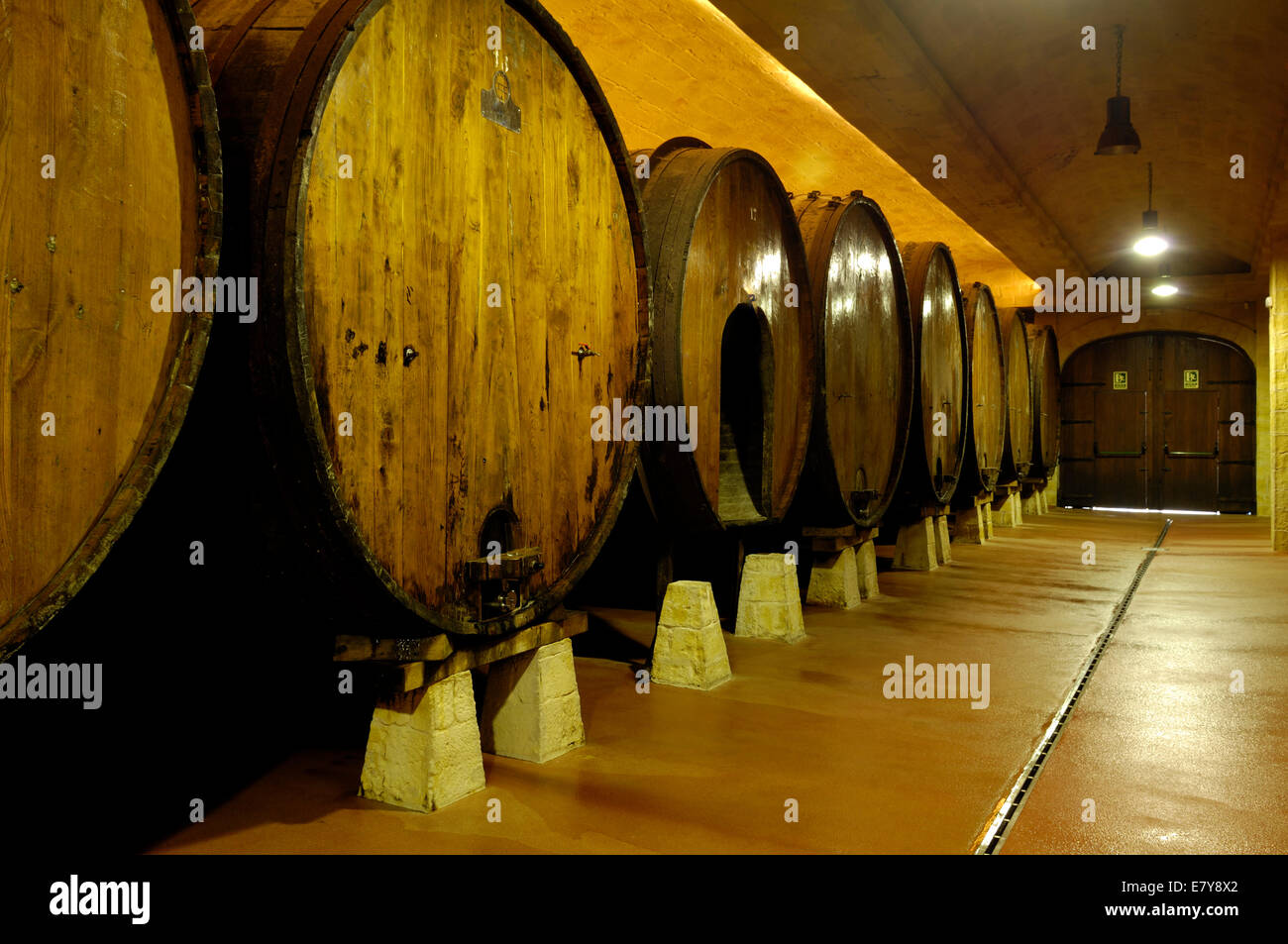 Cider barrel hi-res stock photography and images - Alamy