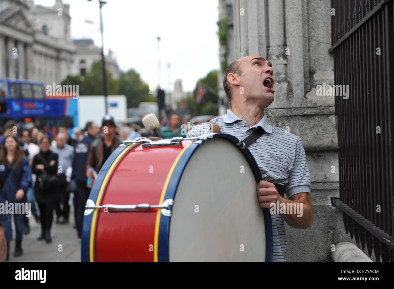 Bang the drums hi-res stock photography and images - Alamy