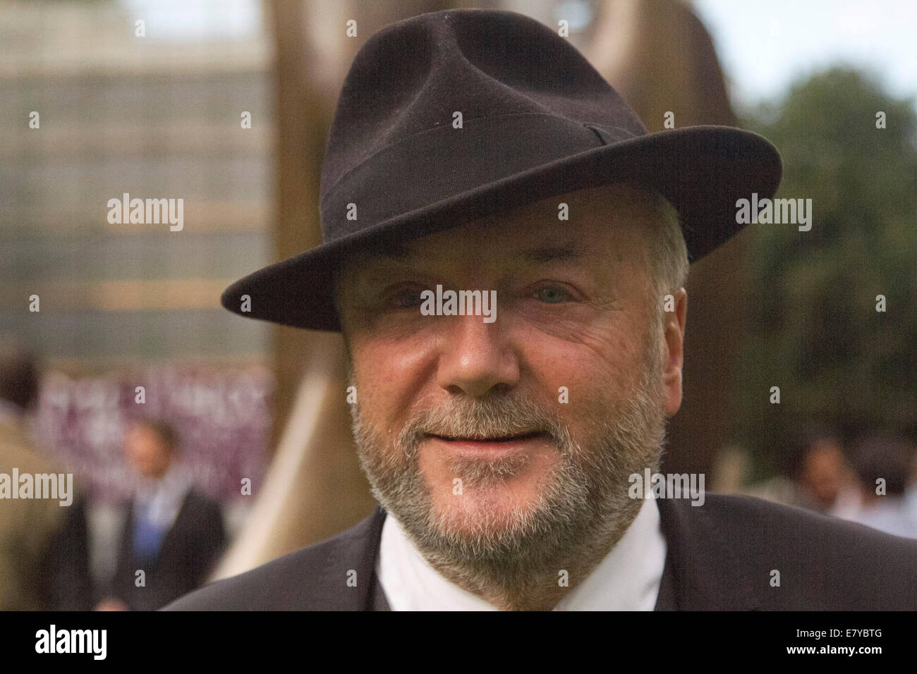 George galloway iraq hi-res stock photography and images - Alamy