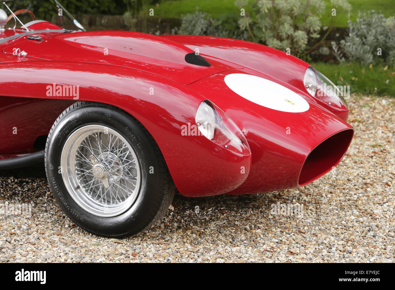 1958 Ferrari pontoon fender testarossa Stock Photo - Alamy