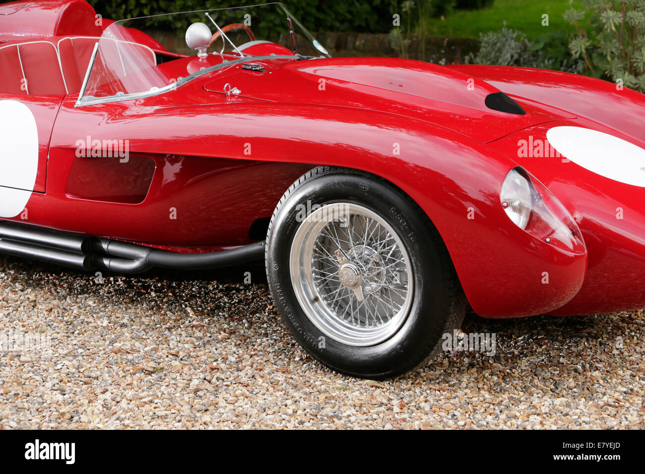1958 Ferrari pontoon fender testarossa Stock Photo - Alamy