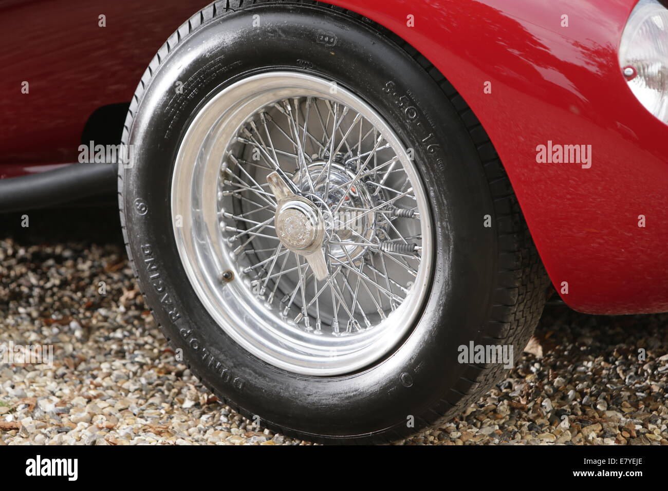 1958 Ferrari pontoon fender testarossa Stock Photo - Alamy