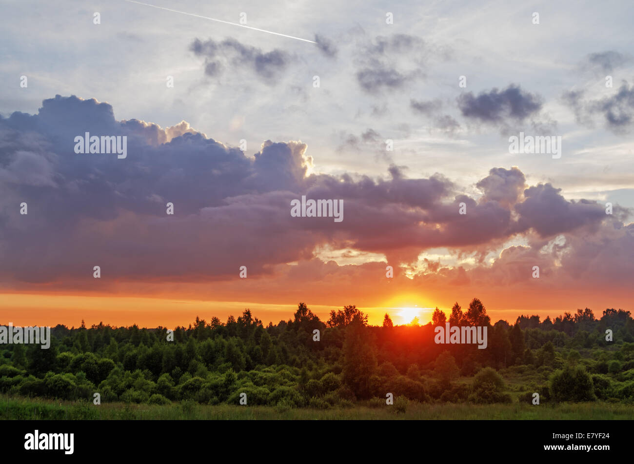 Red cloudy sunset Stock Photo - Alamy