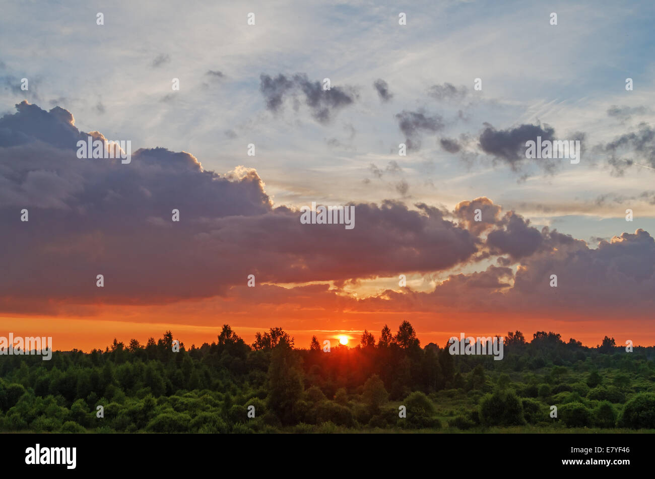 Red cloudy sunset Stock Photo - Alamy