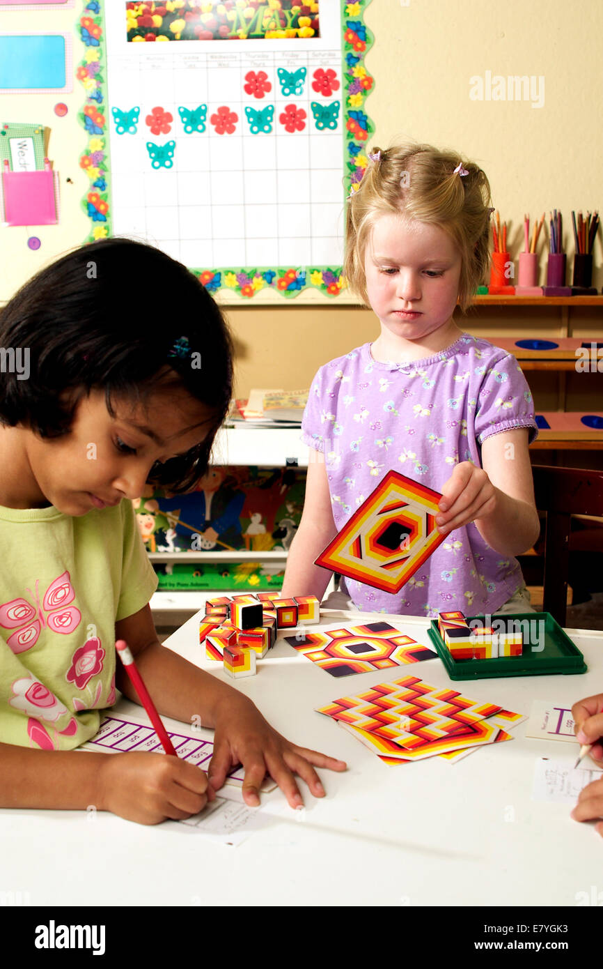 Math team work children hi-res stock photography and images - Alamy