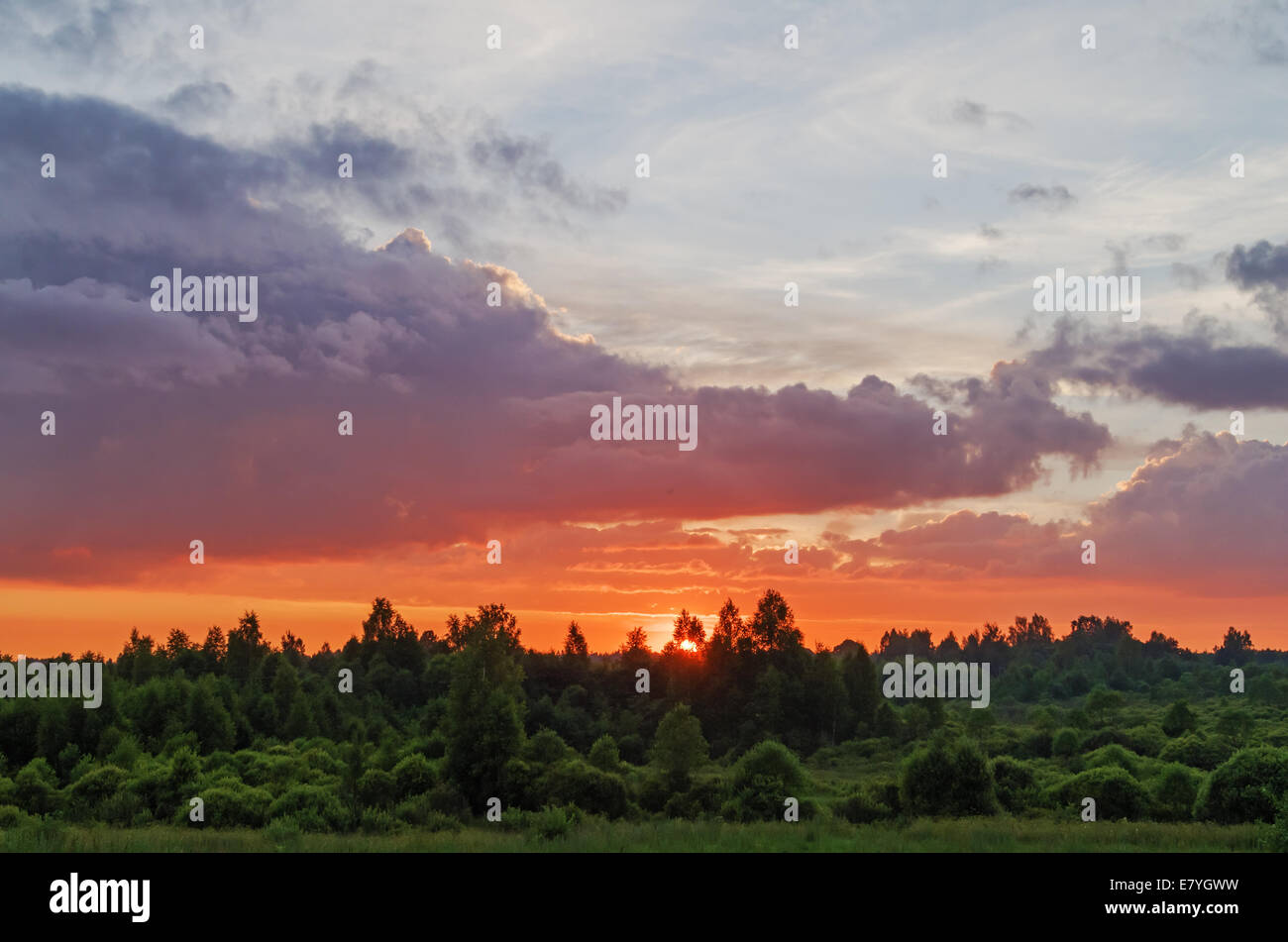 Red cloudy sunset Stock Photo - Alamy