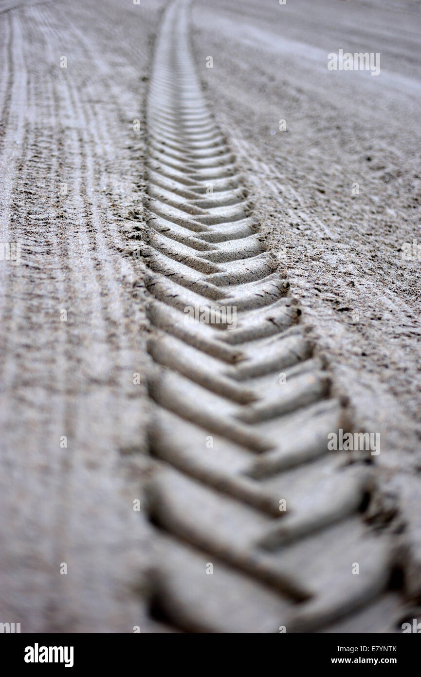 Horizontal traces hi-res stock photography and images - Alamy