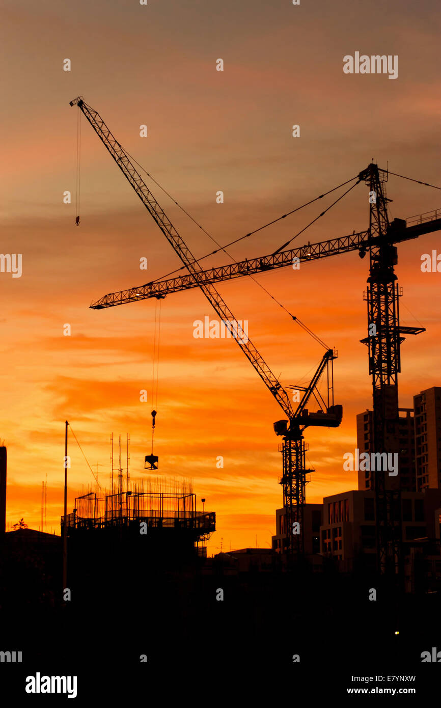 Sunrise construction worker hi-res stock photography and images - Alamy