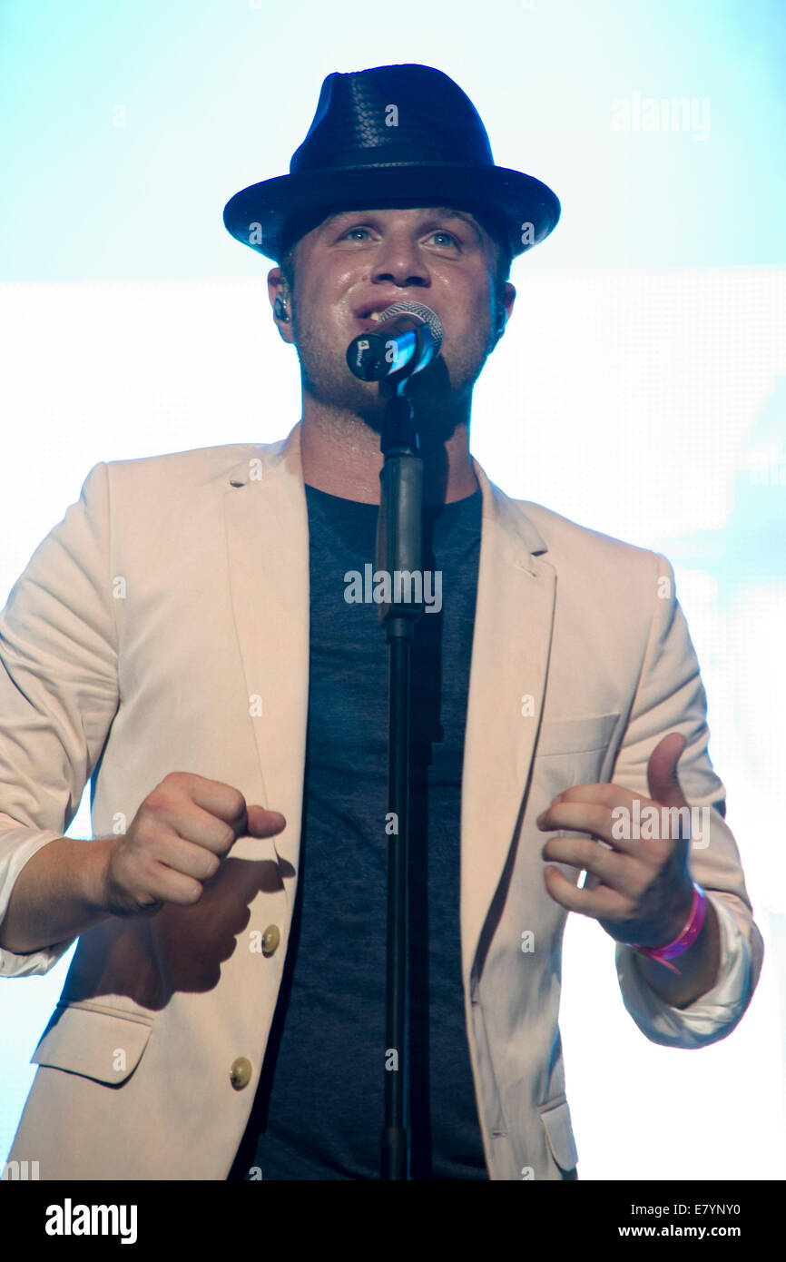 Olly murs english singer hi-res stock photography and images - Alamy
