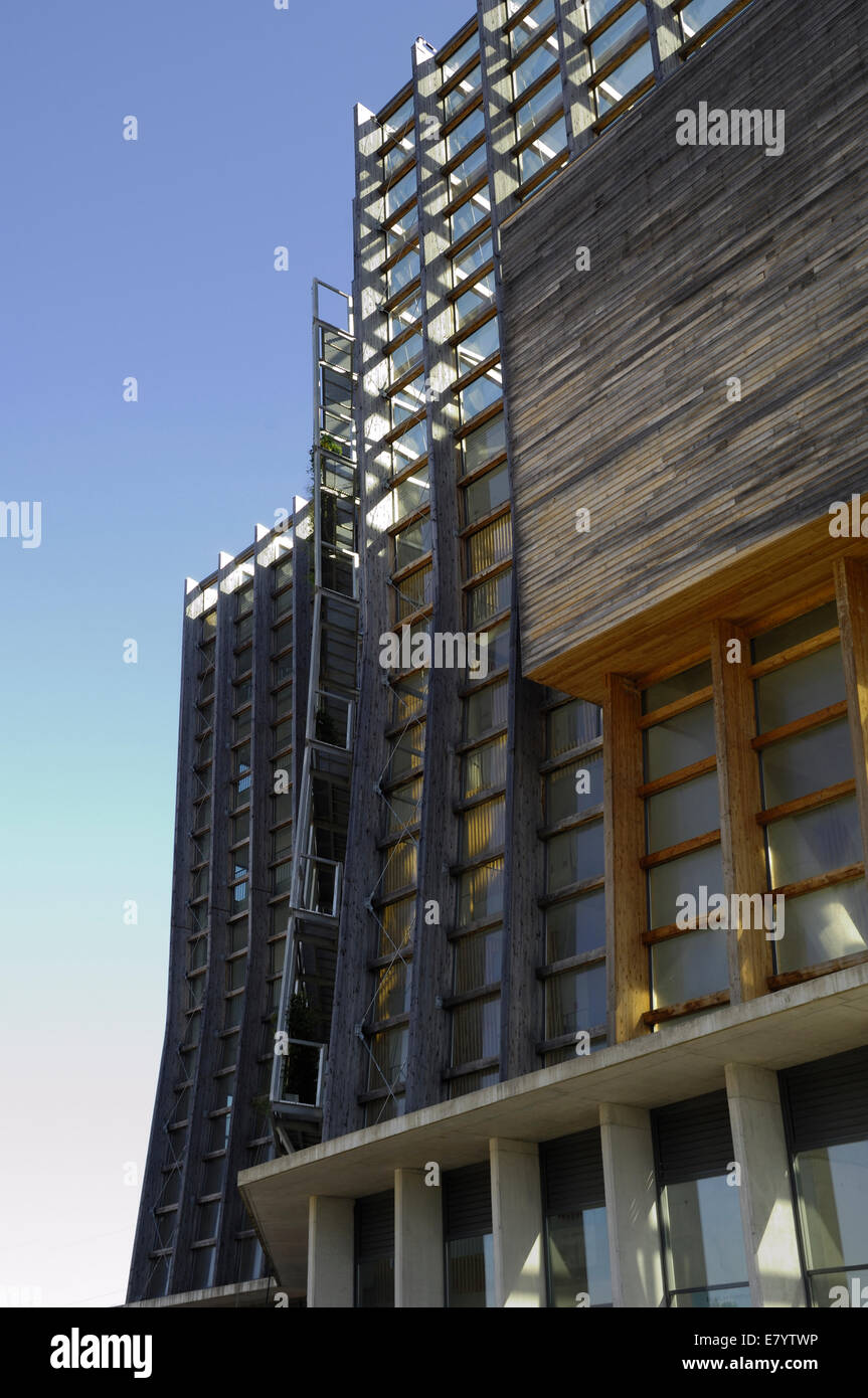 Self building hi-res stock photography and images - Alamy