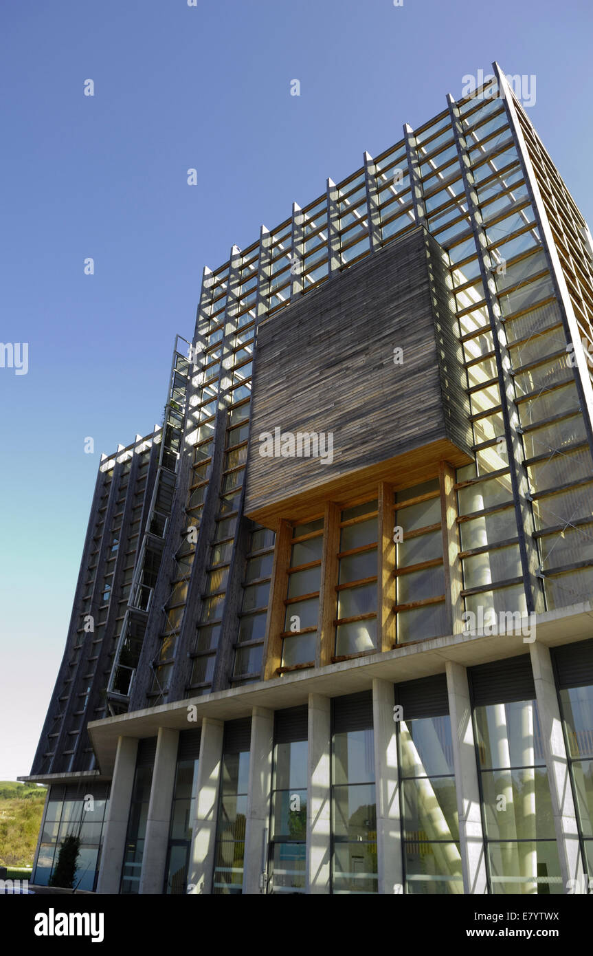 Self building hi-res stock photography and images - Alamy