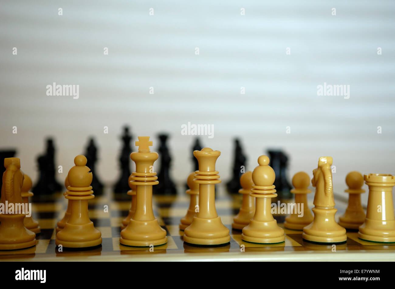 Queen chess moving hi-res stock photography and images - Alamy