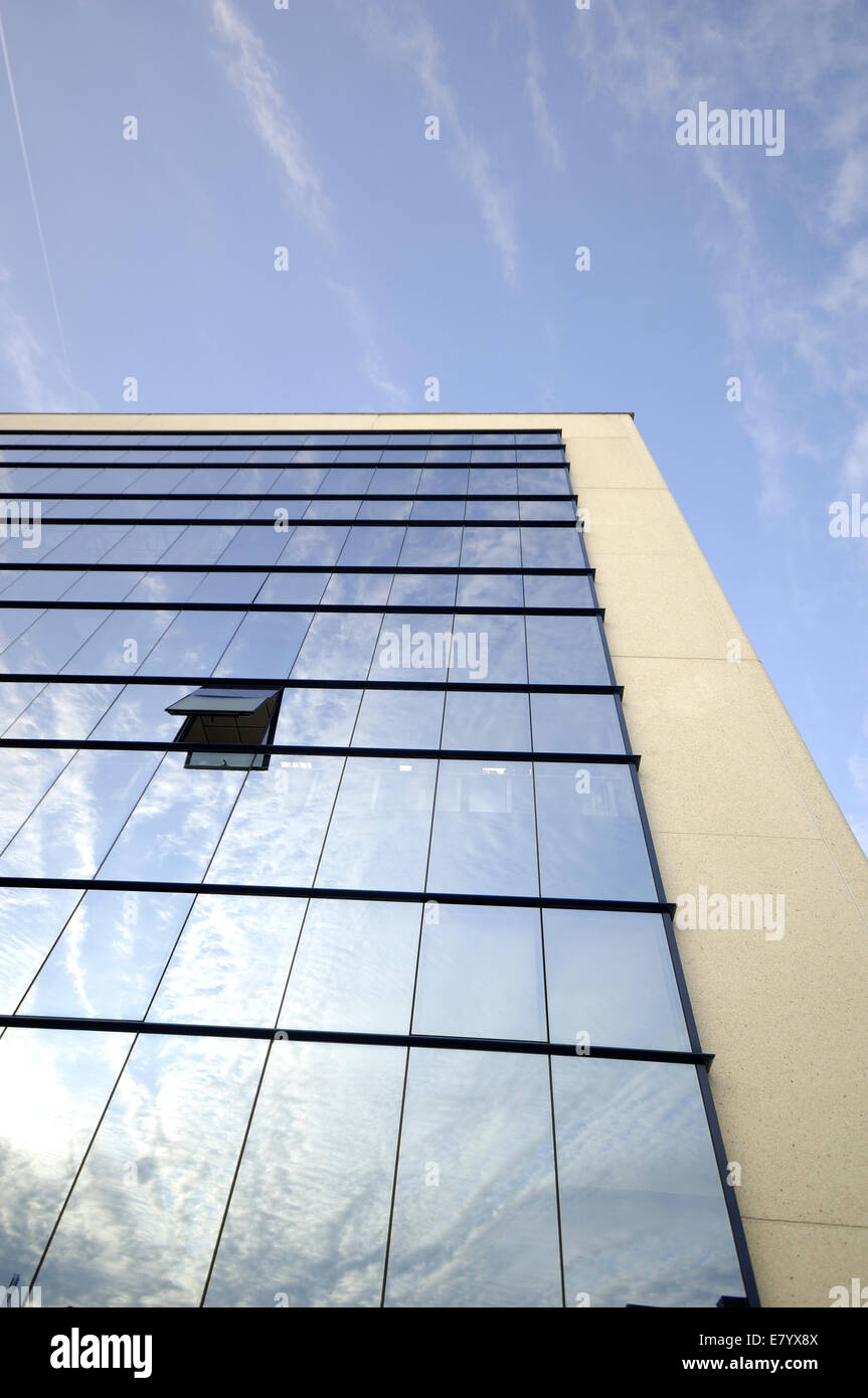 Offices construction hi-res stock photography and images - Alamy