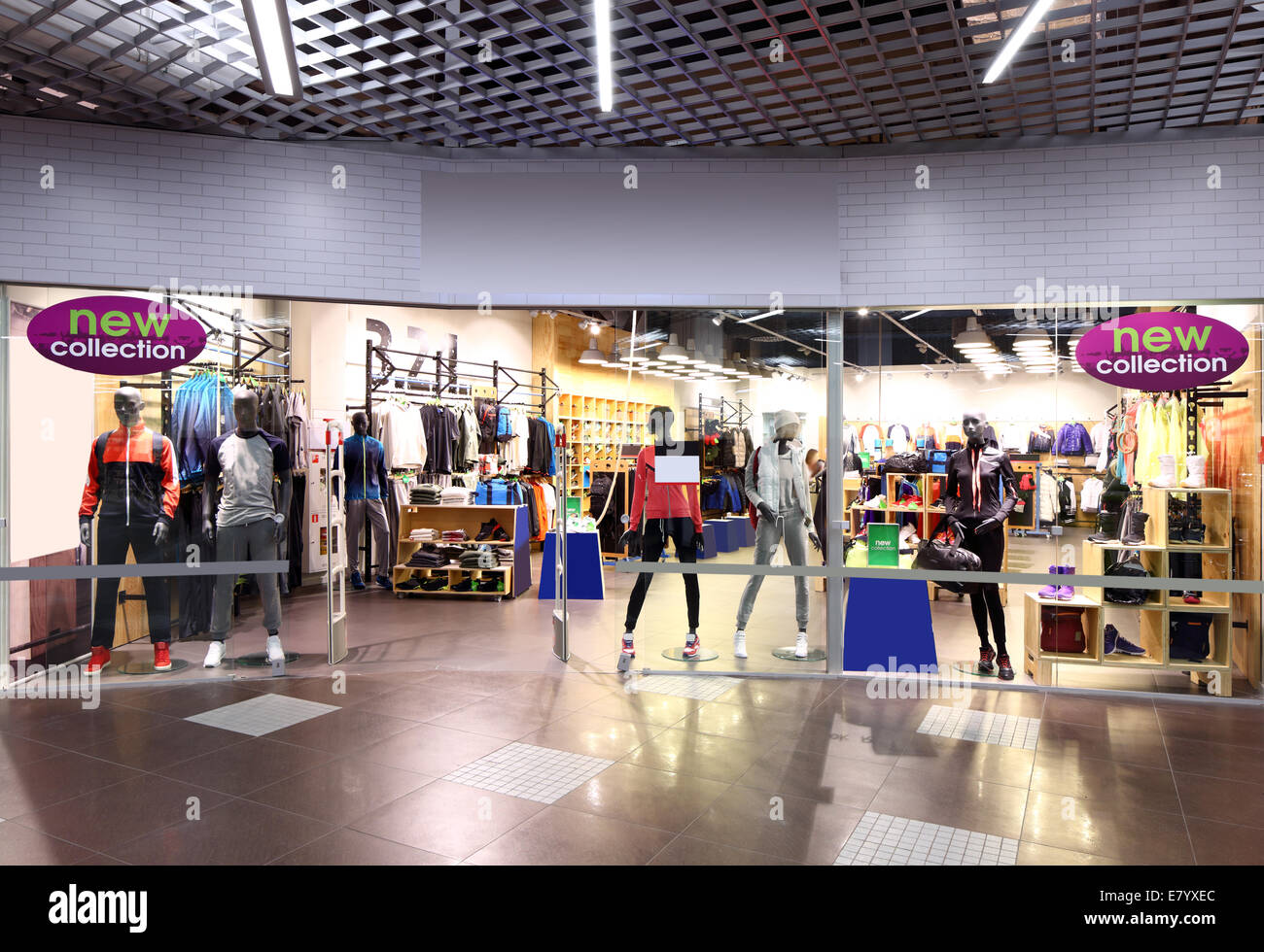 bright and fashionable window of modern european store Stock Photo - Alamy