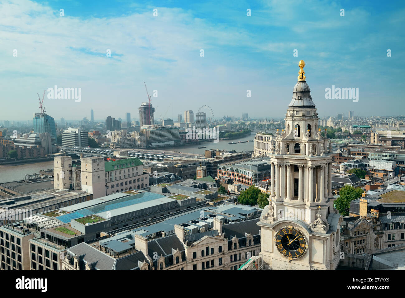 London rooftop view panorama with urban architectures Stock Photo - Alamy