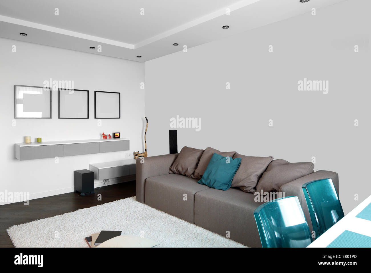 big and bright interior of modern living room Stock Photo - Alamy