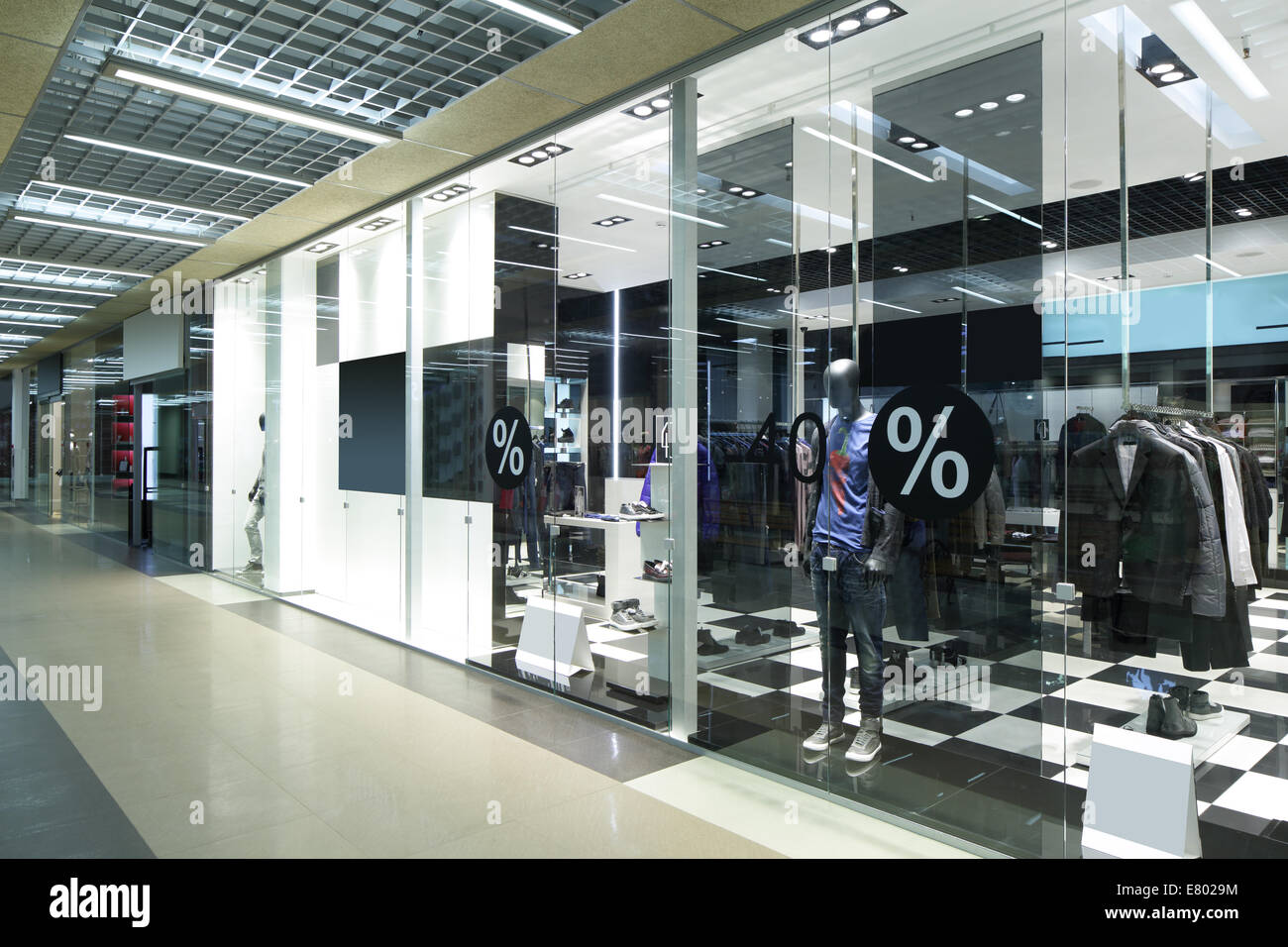 bright and fashionable window of modern european store Stock Photo - Alamy